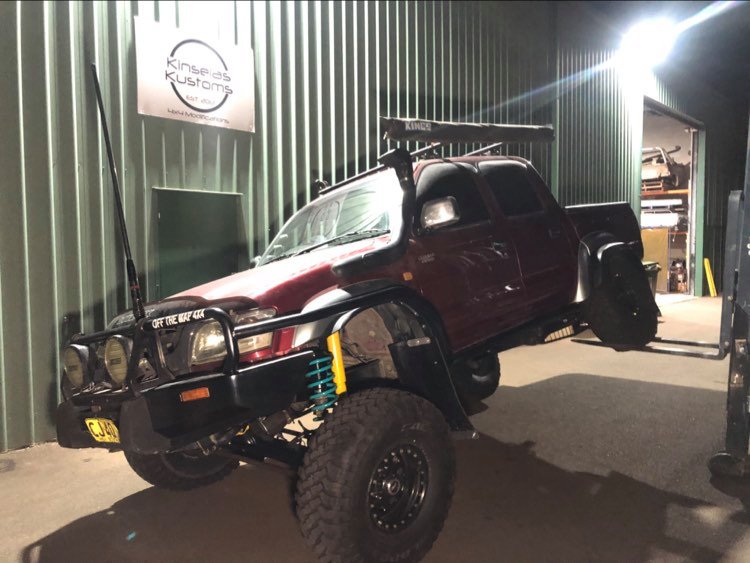 Hilux 1997-2005 Solid Axle Conversion Kit - Easy Install – Kinselas kustoms